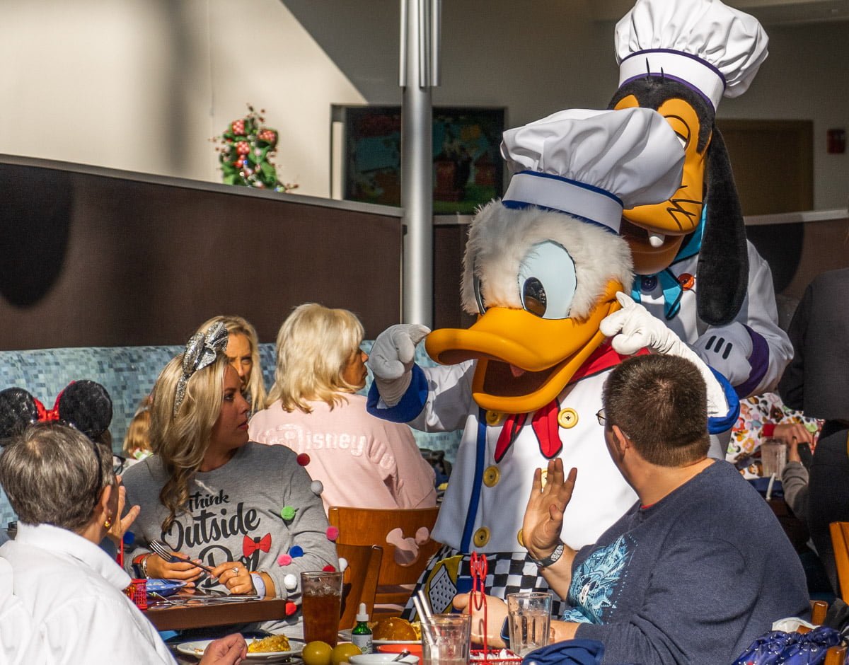 Comer con Personajes en Walt Disney World - Viajero Mágico